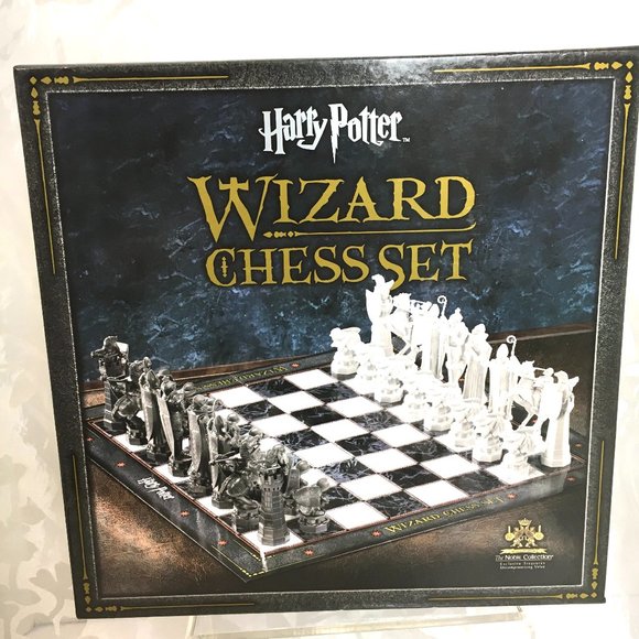 Noble Collection | Games | Harry Potter Wizard Chess Set The Noble ...